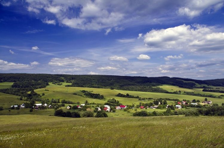 Najmenšie obce na Slovensku, kde zastal čas | Interez.sk