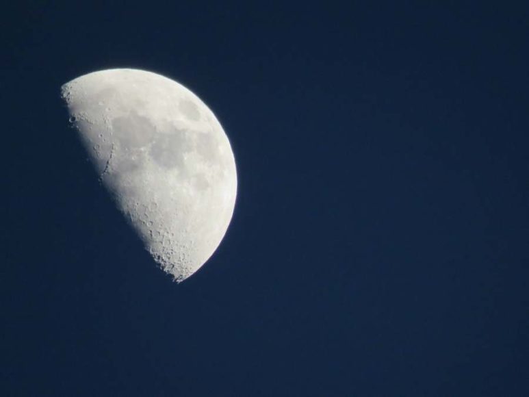 NASA prvýkrát v histórii vyšle na Mesiac ženu | interez.sk