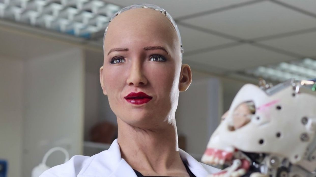 Známa robotka Sophia opäť šokovala svet svojou inteligenciou: Jej ...