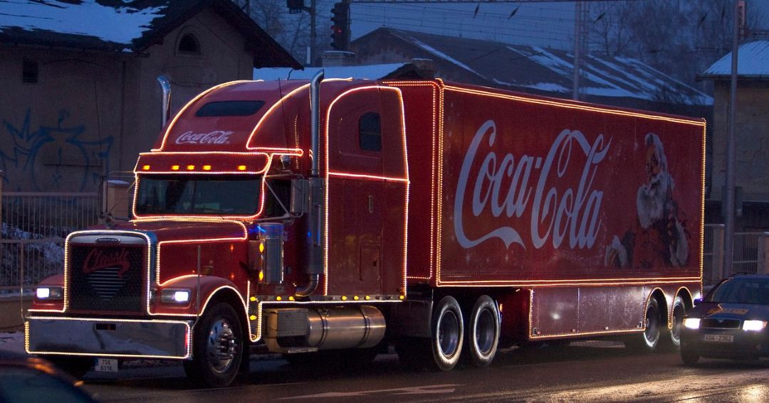 Do slovenských miest mieri kamión, ktorý každý rok priváža Vianoce ...