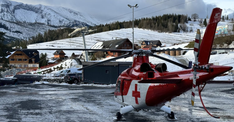 Na sánkarskej dráhe pri Košiciach zasahovali leteckí záchranári. Do ...