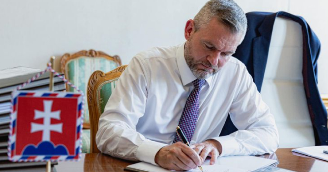 Prezident Peter Pellegrini dnes podpísal svoj prvý zákon: Bude sa týkať ...