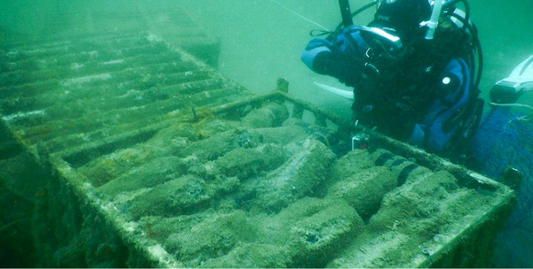 Ani sa k nemu najskôr nechceli potopiť: Vo vraku lode našli poklad ...