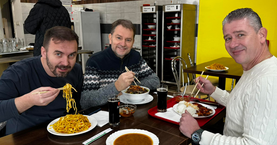 Matovičovci opäť otvorili tému premiérovej cesty do Hanoja: Keď uvidíte ...