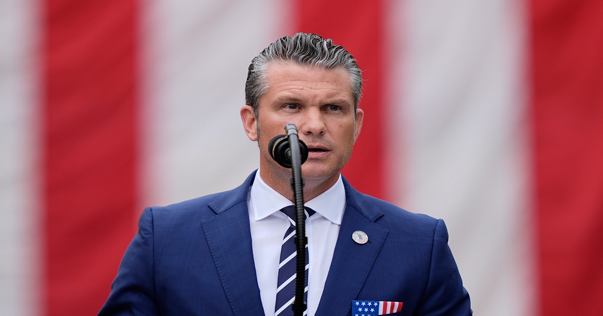 Tajné stretnutie v USA: Šéf Pentagónu zvoláva najvyšších generálov z celého sveta za jeden stôl ...