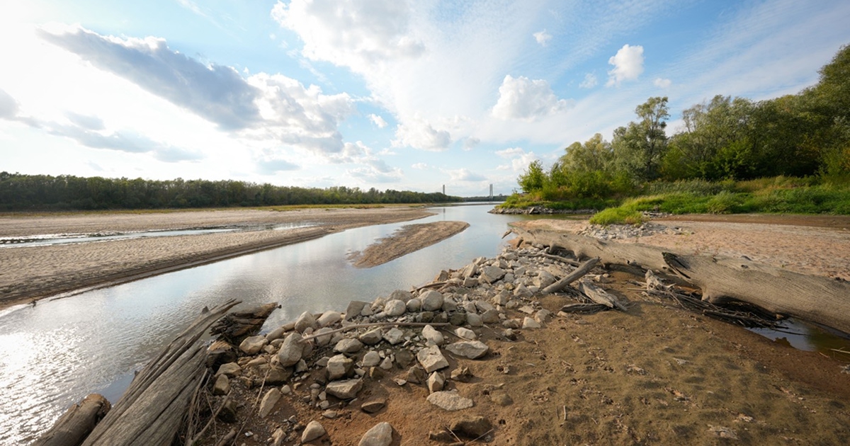 Ľuďom mizne pýcha ich krajiny pred očami: Z kedysi veľkej rieky je dnes ...