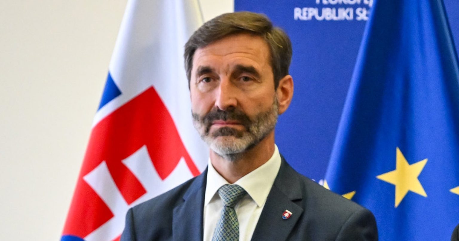 Slovensko sa ozvalo po ruských útokoch: Blanár vyzval Moskvu na ...