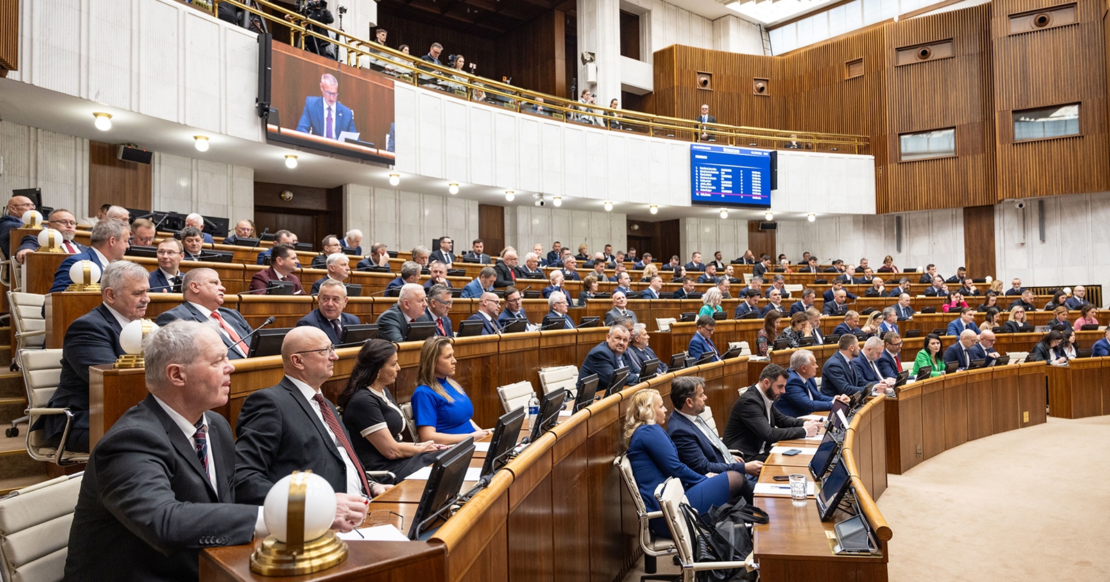 Odvolávanie Tarabu sa nekoná: Poslanci neboli uznášaniaschopní, hlasy ...